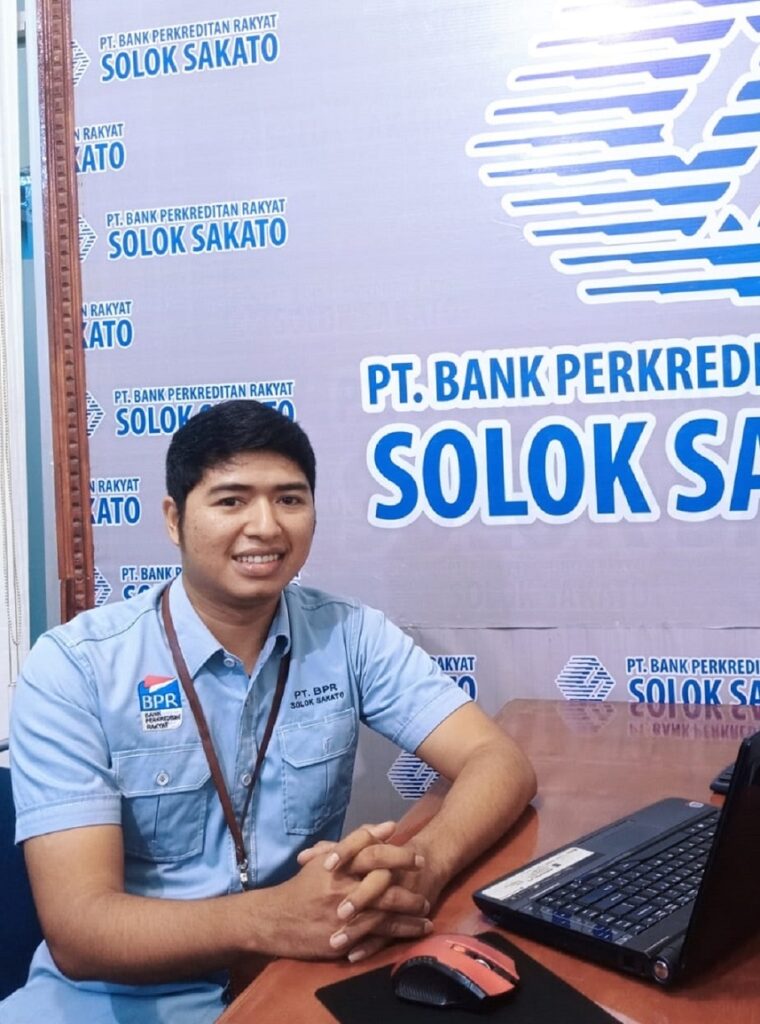 Karyawan - BPR Solok Sakato